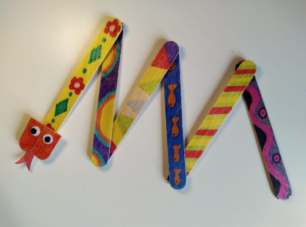 Popsicle snake – CRAFT WITH KAT